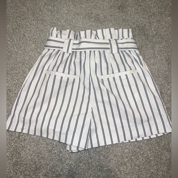 Zara | Shorts | Nwot Zara Trf Collection Pinstripe Paper Bag ...